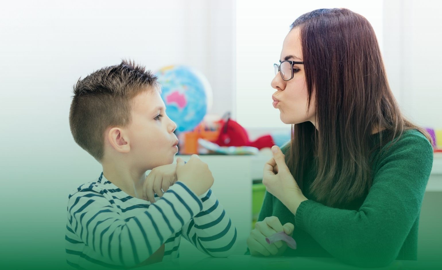 Çocuğunuzun dil gelişimi normal mi? – Editörün Gözünden